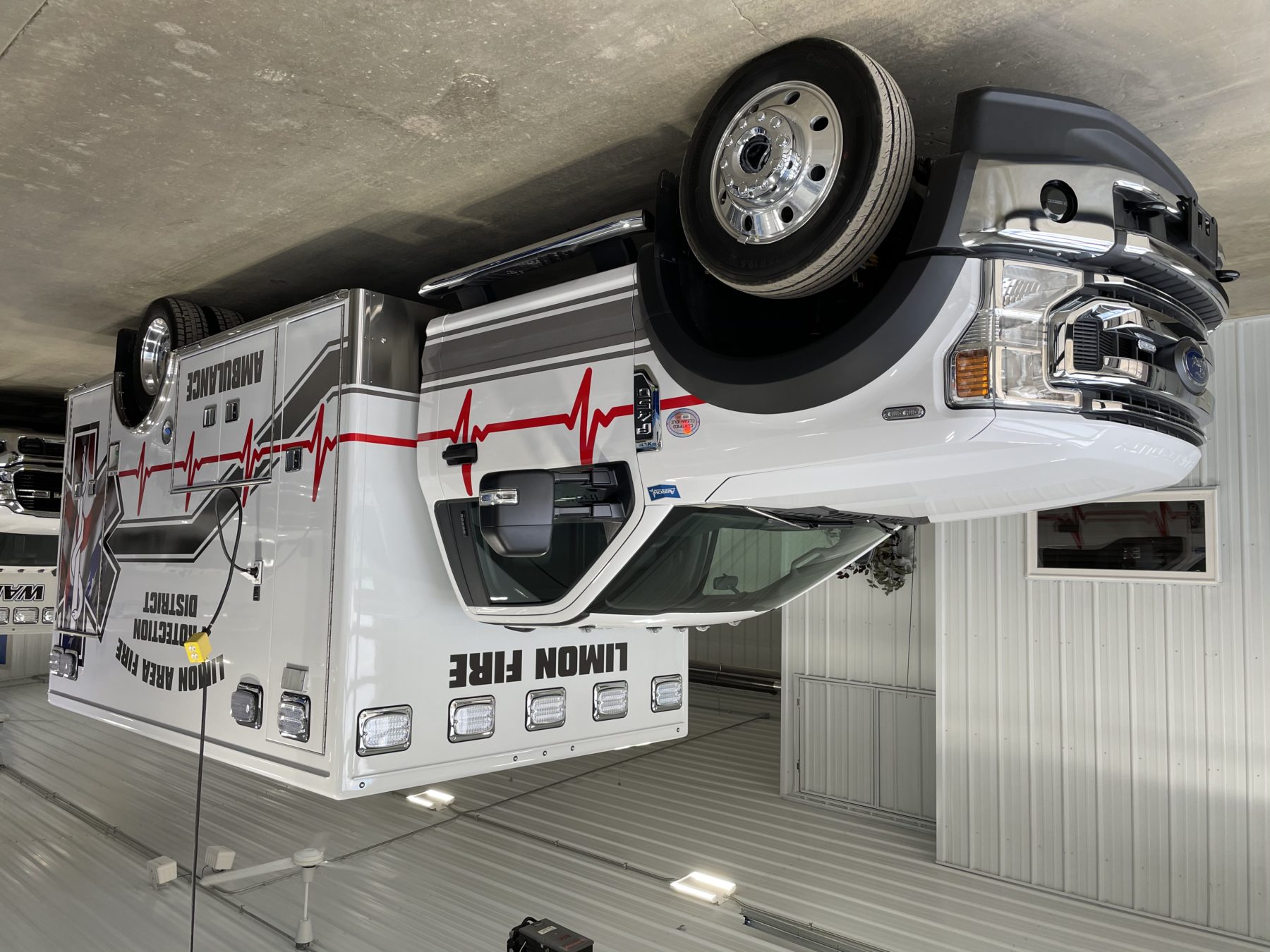 Truck # 49470 - 2020 Ford F450 4x4 Heavy Duty Arrow Ambulance | Arrow ...